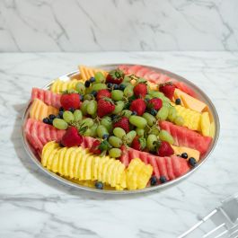 Small Fruit Platter (5 -10 people) | Dessert Lady Cafe and Bakery